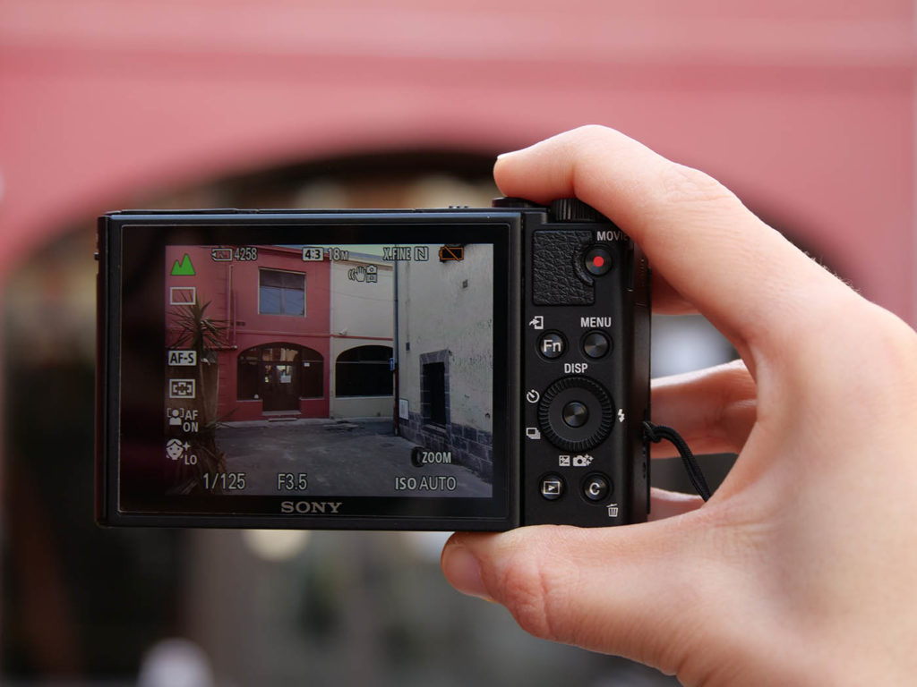 Sony HX99 : test et avis en condition réelle - Partons en Voyage
